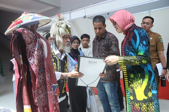 Delegasi OICCA Kunjungi Kaltim Fest 2023 - AgresifNews.co Delegasi OICCA Kunjungi Kaltim Fest 2023 - AgresifNews.co